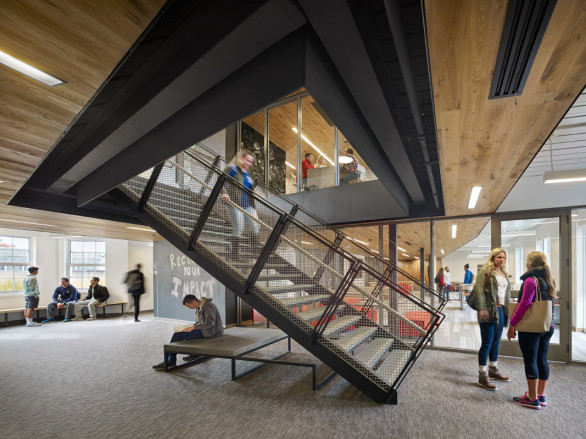 University of Delaware's Dining Hall highlights Sustainable Environment ...