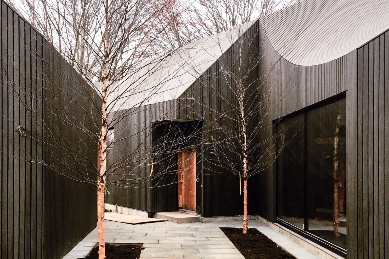 Advantages of Prefinished Exterior Wood Siding Materials - reSAWN ...