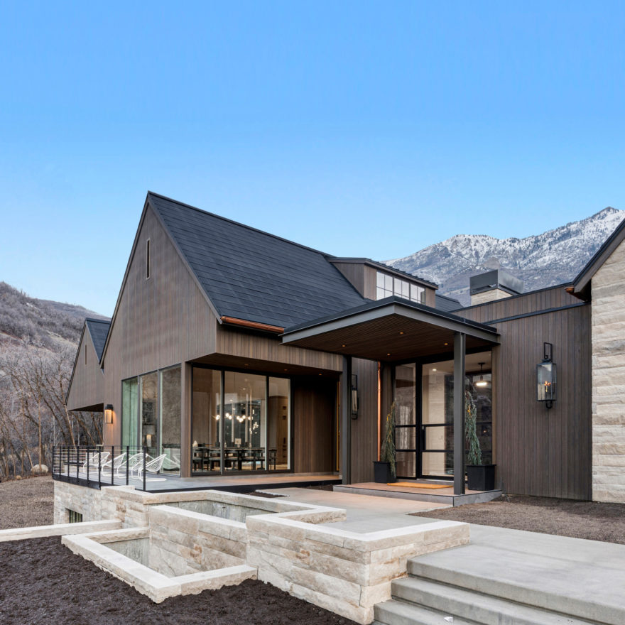 The Cantilever House :: TEAK Abodo® Vulcan Cladding