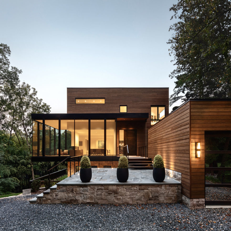 Three Falls Residence :: GRAPHITE Abodo® Vulcan Cladding