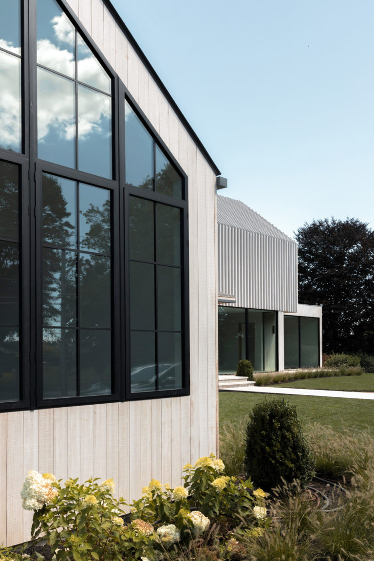 Twin Gables :: SiOO:X Abodo Vulcan Cladding - reSAWN TIMBER co.