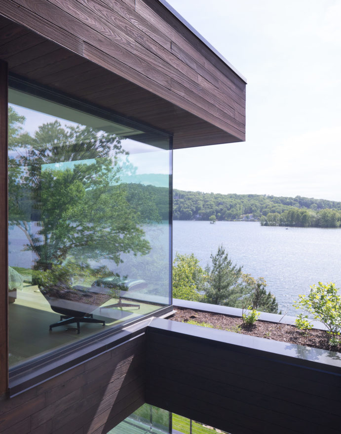 New Fairfield Lake House :: TEAK Abodo® Vulcan Cladding & PONZU Shou ...