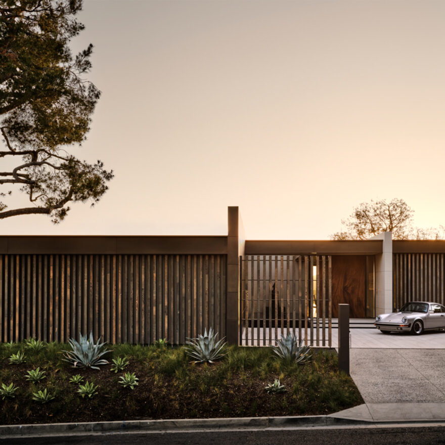 New Fairfield Lake House :: TEAK Abodo® Vulcan Cladding & PONZU Shou ...