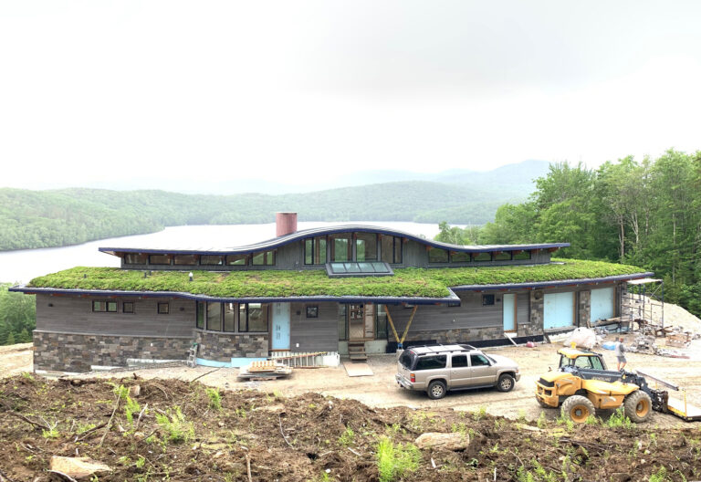 Green Mountain Residence :: NIGIRI Shou Sugi Ban Charred Accoya ...