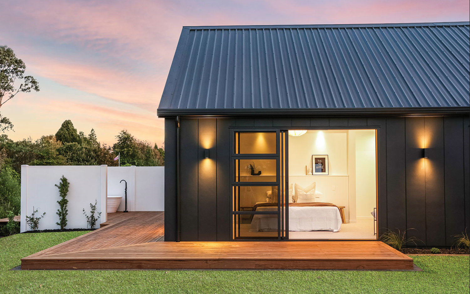 Outdoor Life :: Abodo Vulcan Decking, Uncoated - reSAWN TIMBER co.