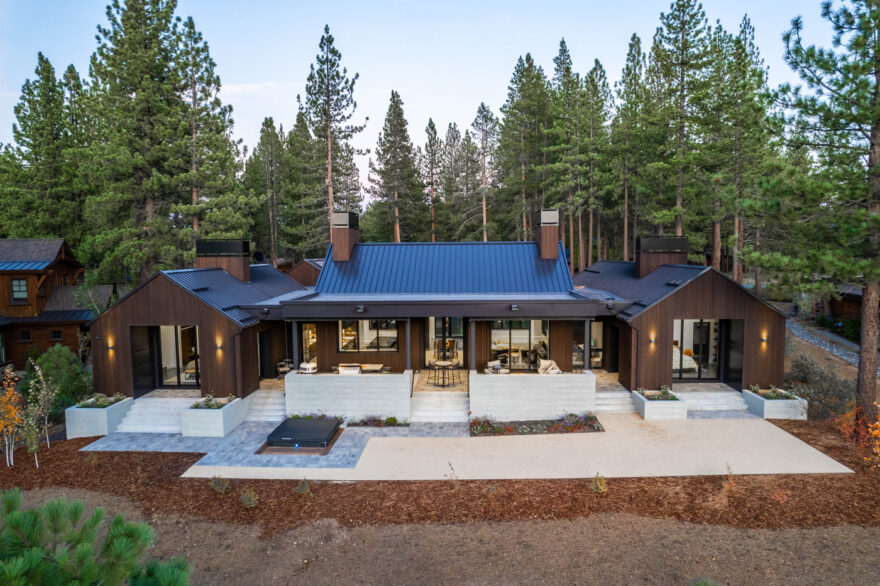 Sierra Summit Project :: WALNUT Abodo® Vulcan Cladding - reSAWN TIMBER co.