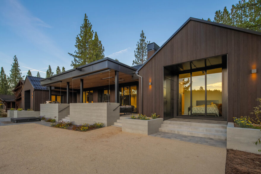 Sierra Summit Project :: WALNUT Abodo® Vulcan Cladding - reSAWN TIMBER co.