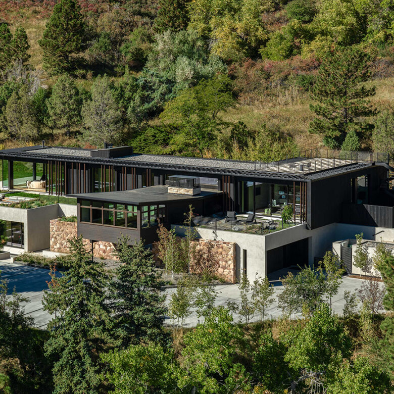 Sierra Summit Project :: WALNUT Abodo® Vulcan Cladding - reSAWN TIMBER co.