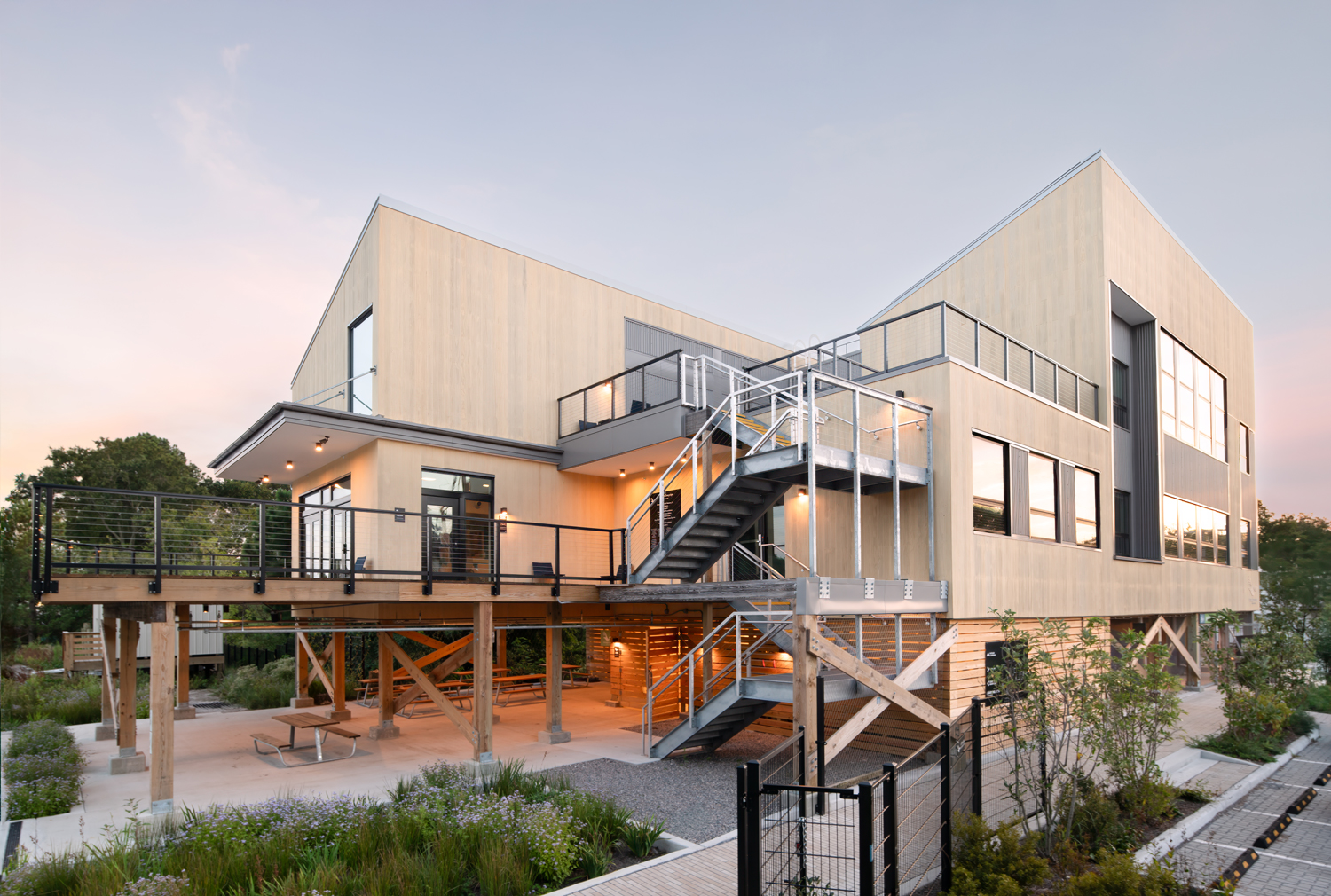 ELIZABETH RIVER PROJECT'S RYAN RESILIENCE LAB :: CUSTOM FSC®-Certified Accoya® - reSAWN TIMBER co.